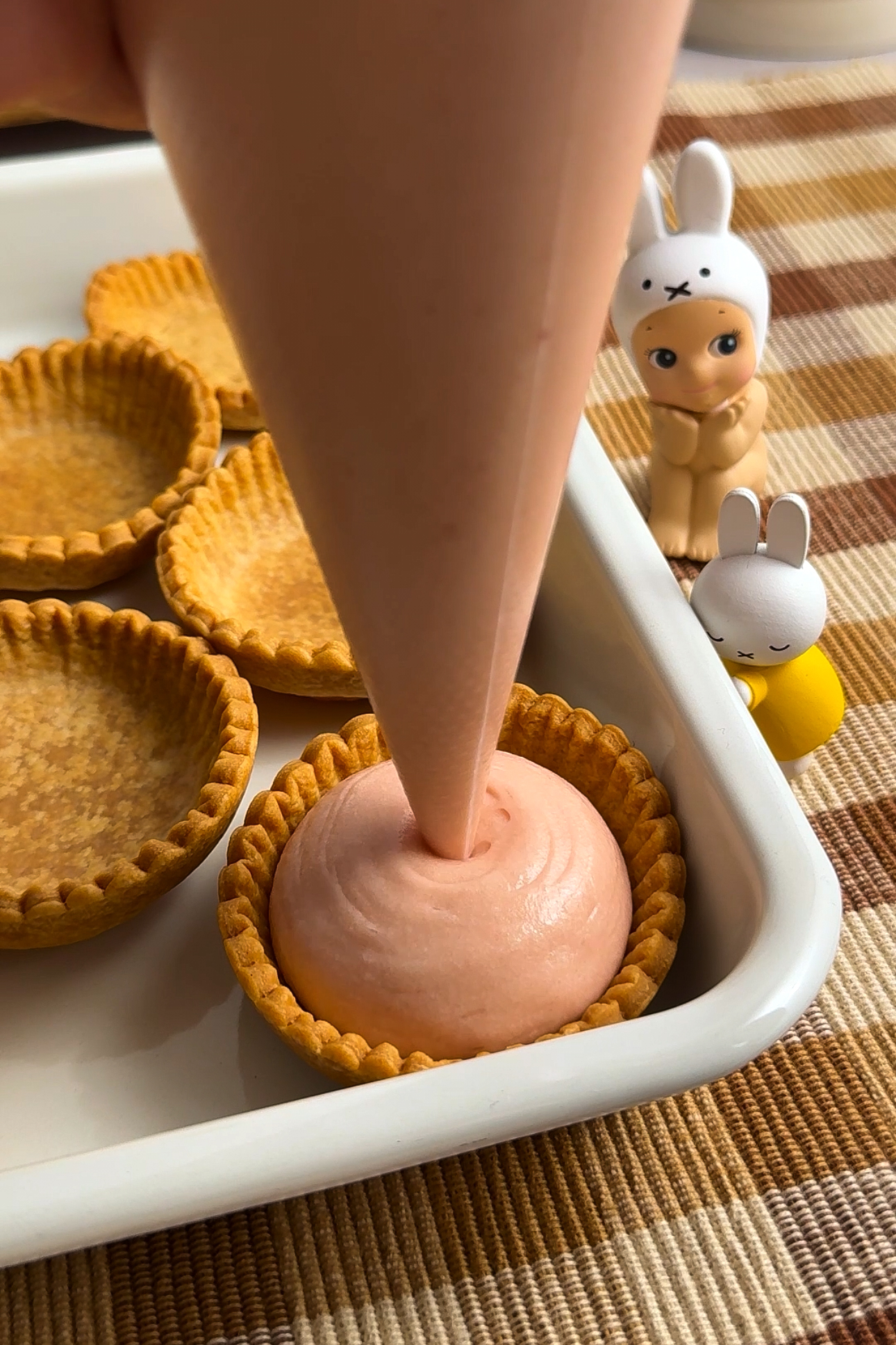 Miffy Strawberry Cheesecake Tartlets - EricTriesIt