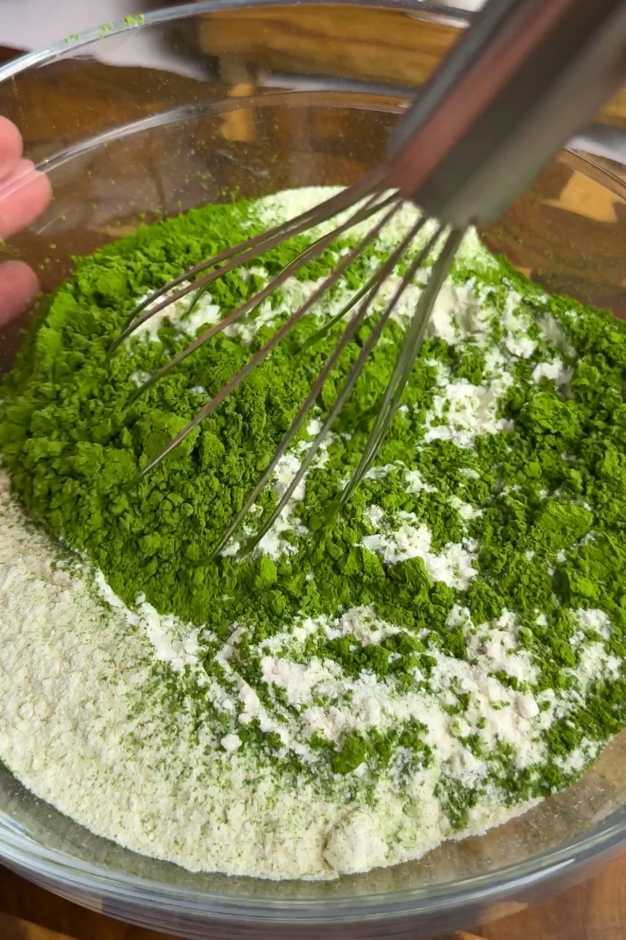 Chewy Black Sesame Matcha Brownies - EricTriesIt