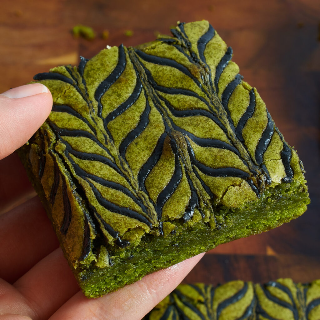 Strawberry Matcha Basque Cheesecake - EricTriesIt