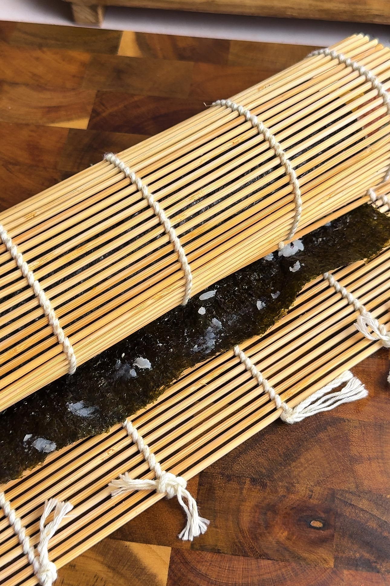 Kimbap (Korean Seaweed Rice Rolls) - EricTriesIt
