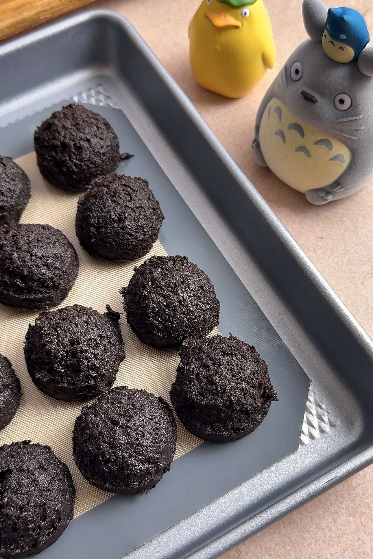 2-Ingredient Soot Sprite Truffles (Studio Ghibli & Spirited Away ...